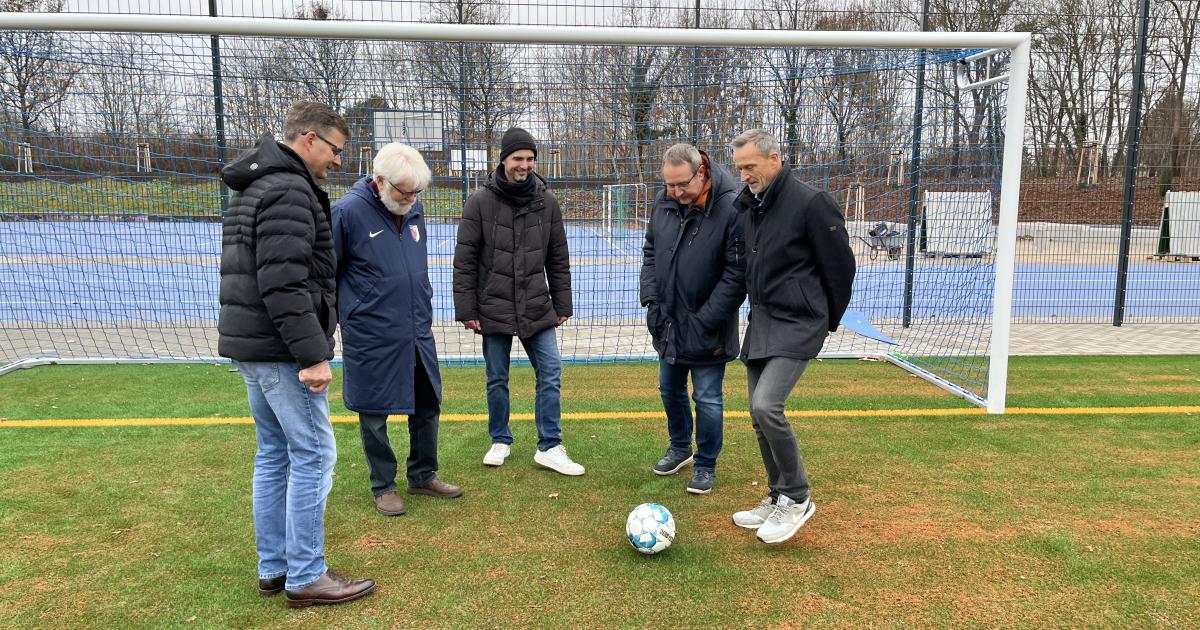 568 | Sportplatz Kirschallee fertig saniert | Landeshauptstadt Potsdam